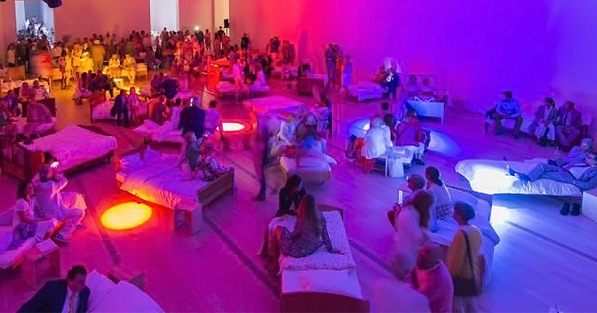 Rolls-Royce partners with renowned artist to offer unique sensory ...